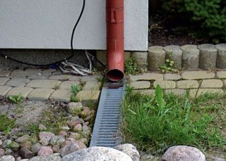 Jak dobrać rynny i rury spustowe? | Budujemy Dom