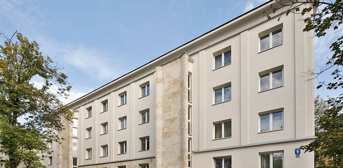 Dryvit: Tynk jak piaskowiec – Lymestone i Tuscan Glaze