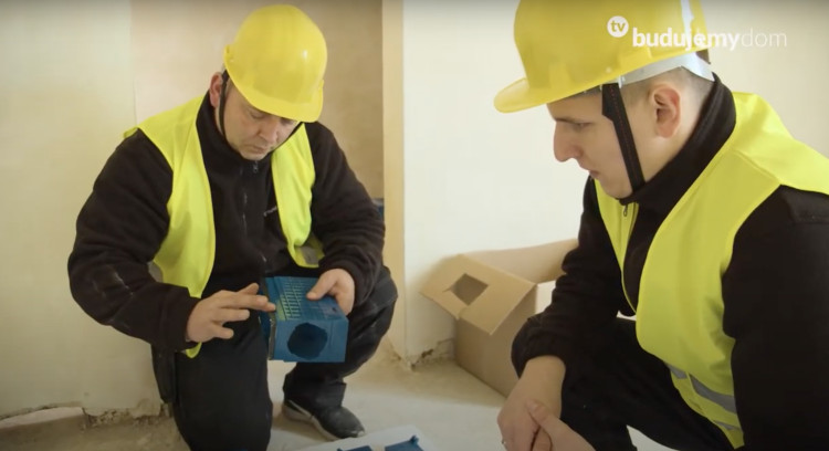 Montaż systemu wentylacji VENTIFLEX® PLUS