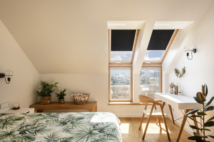 Drewniane okno VELUX VFE